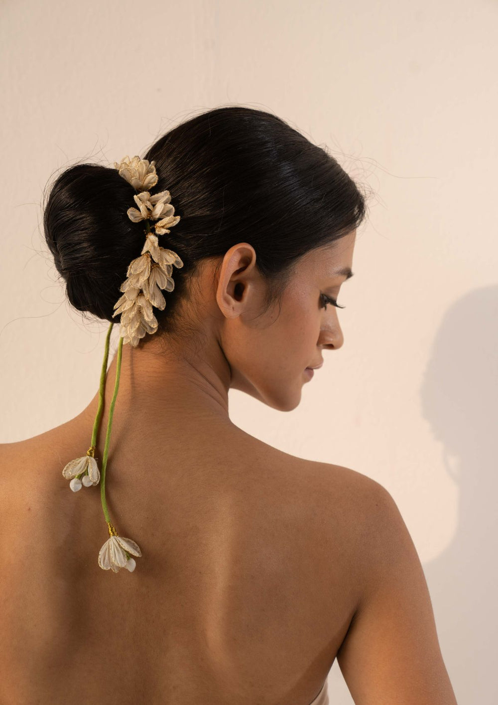 Shop Lily Floral Gajra Online