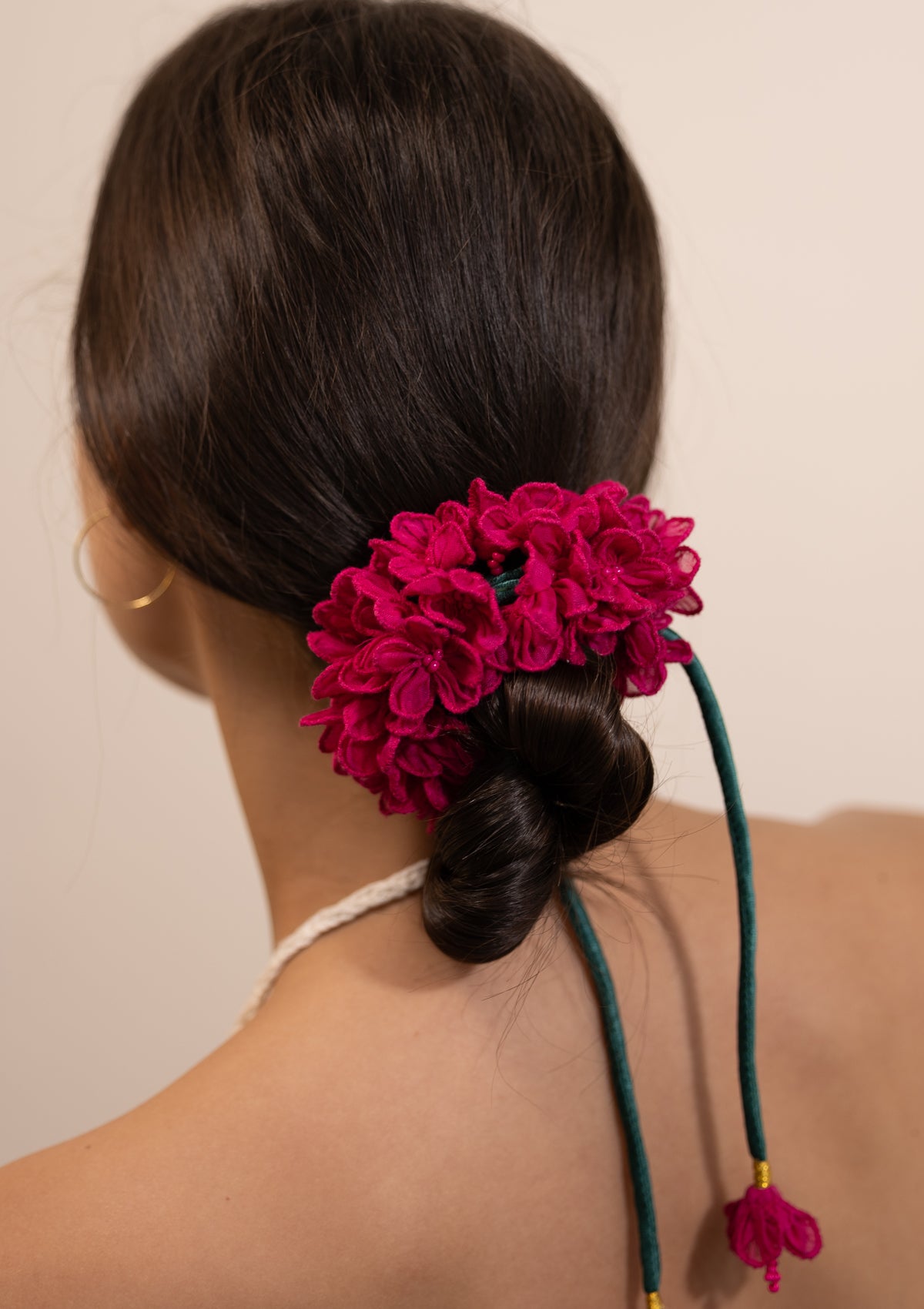 Shop Rosy Floral Gajra Online