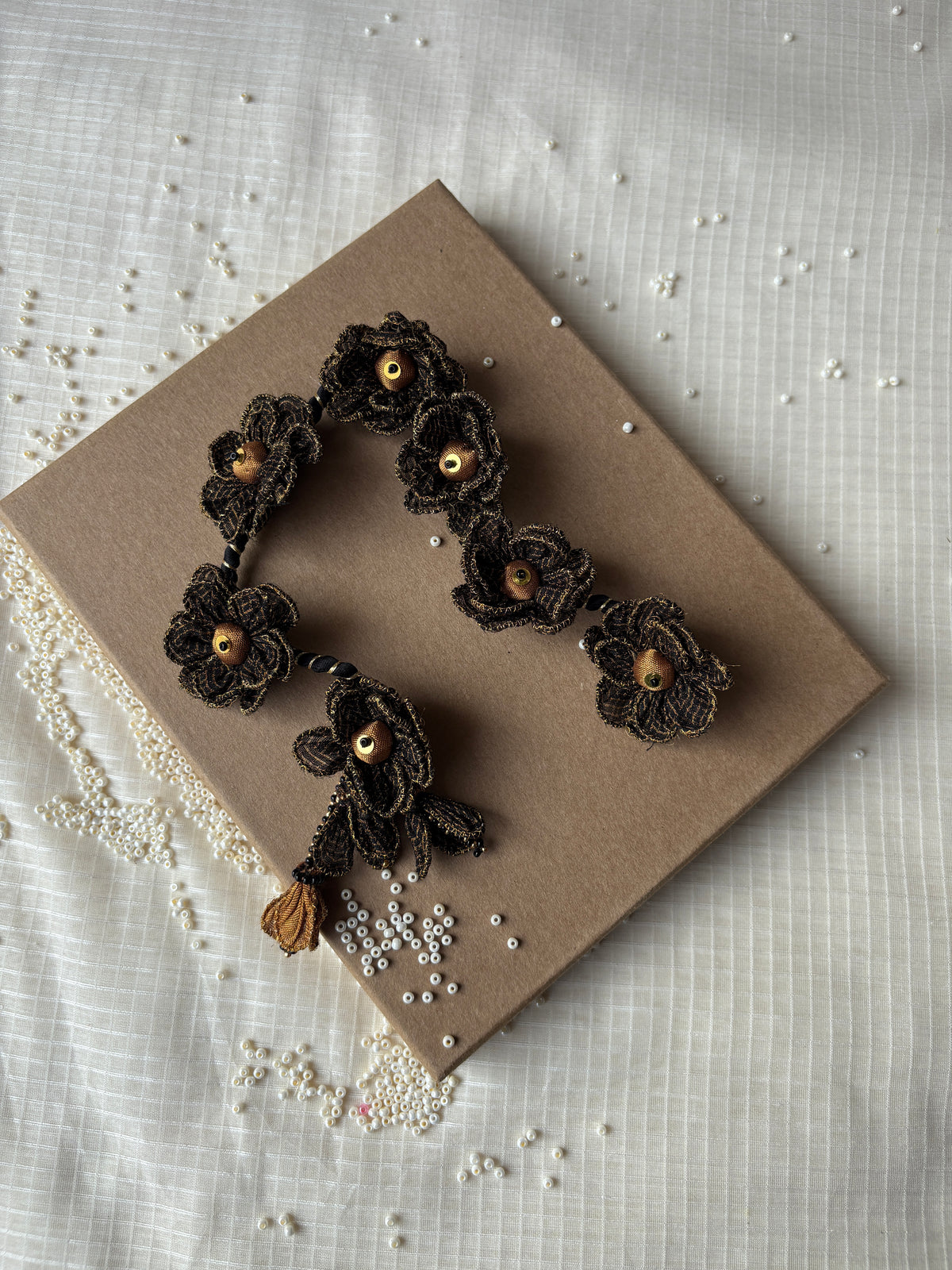Shop Sandhaya Floral Parandi Online