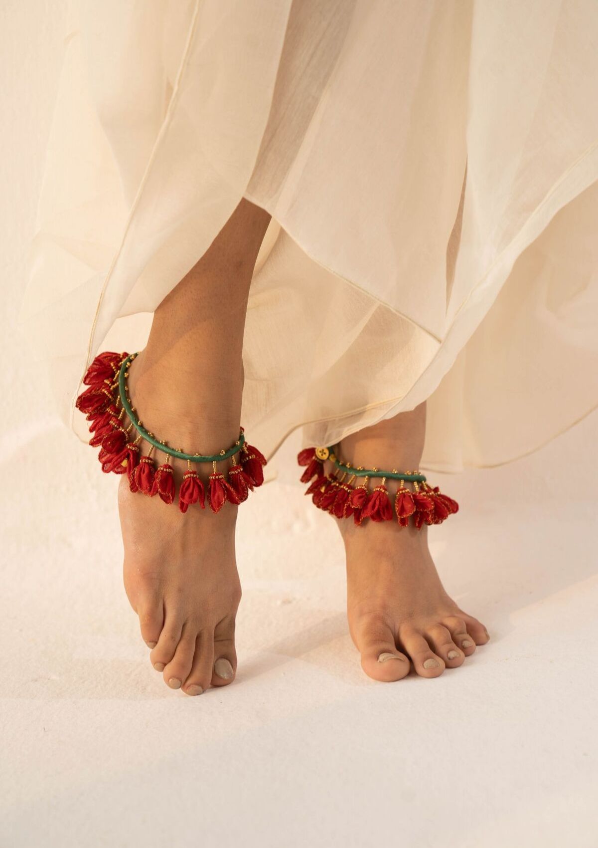Kund Pushp Floral Anklets
