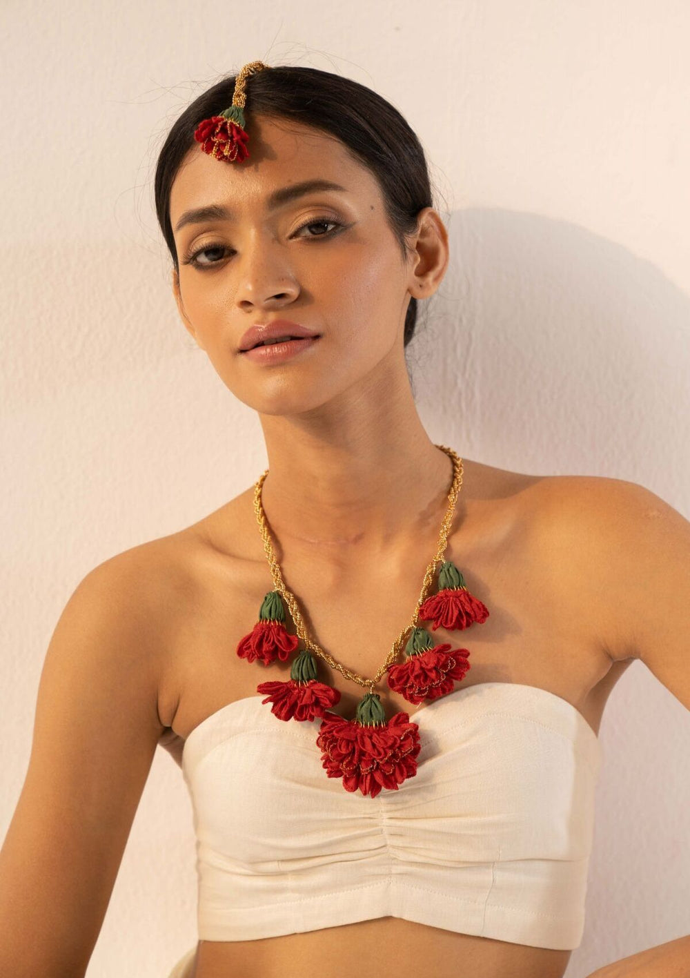 Kund Pushp Floral Necklace