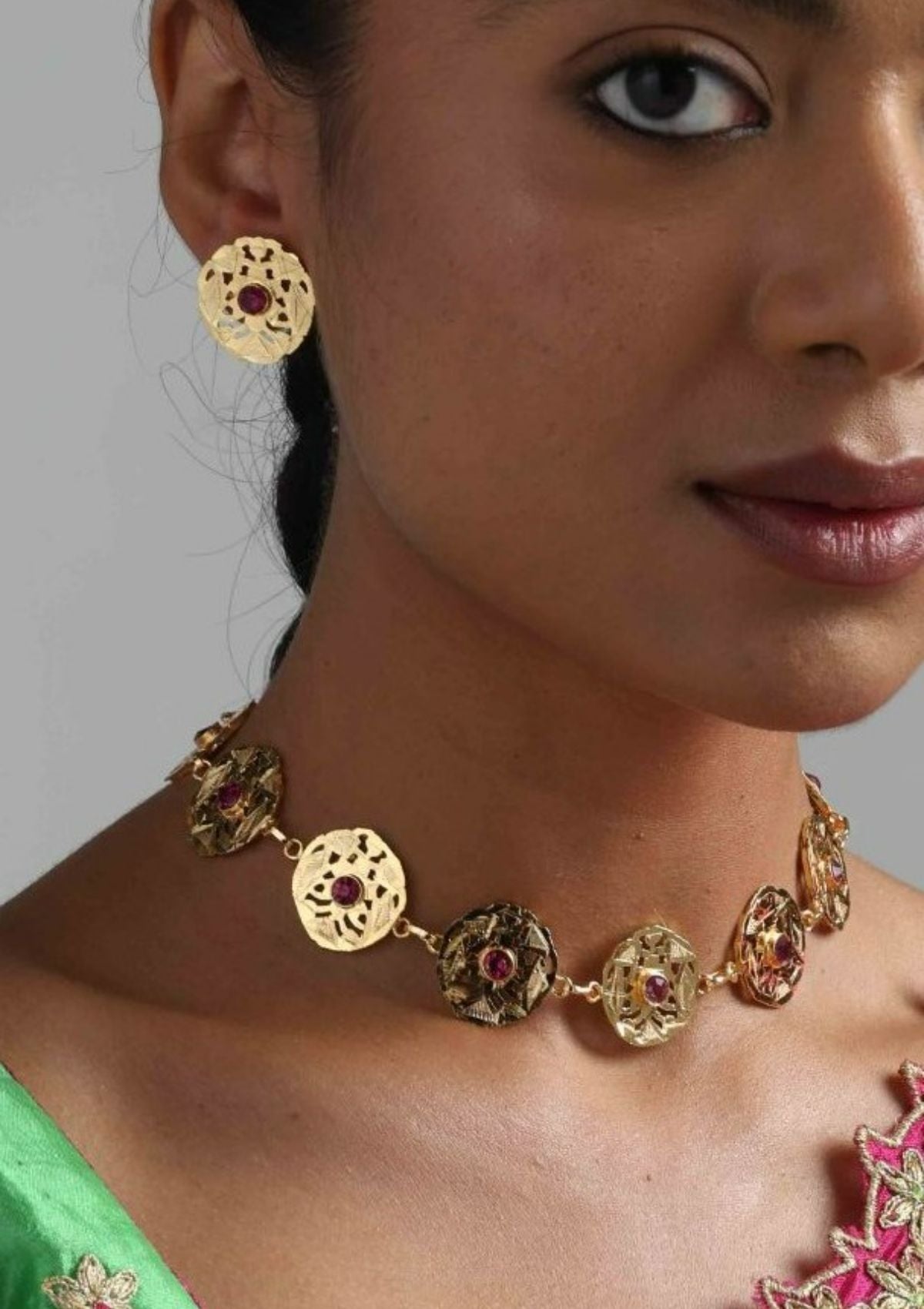 Shop Ginni Gold Tone Silver Choker Online