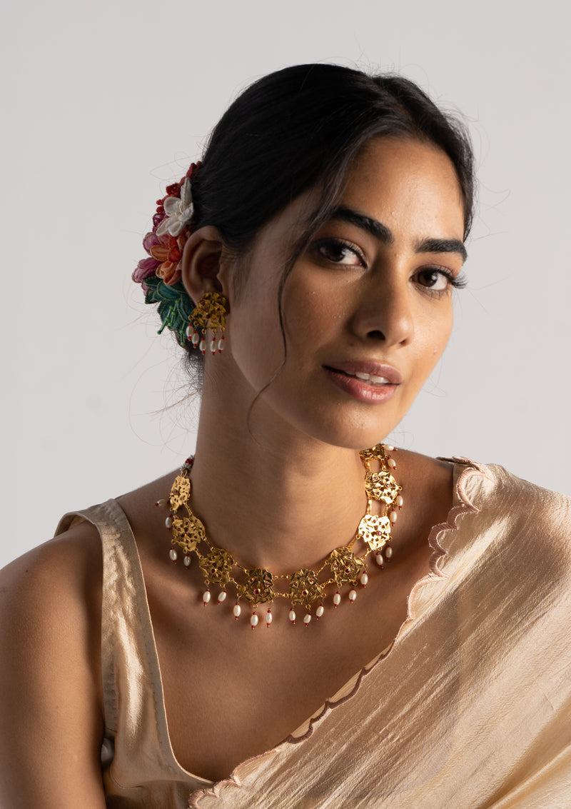 Tulwa Gold Tone Silver Necklace