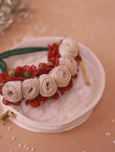 Shop Snow Rose Floral Gajra Online