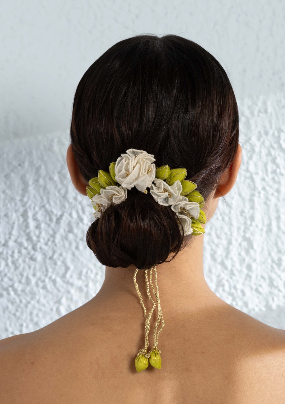 Shop Verdure Floral Gajra Online